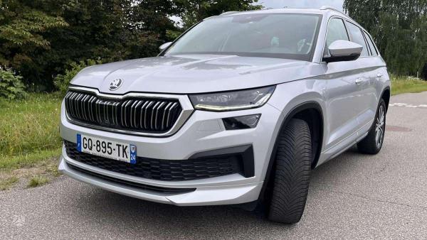 Серый Шкода Kodiaq 2023 в Паневежис, объемом двигателя 1.97 л и пробегом 220 тыс. км за 20500 €, фото 3 на AUTOMOTO.COM.LV