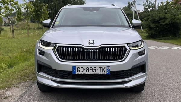 Серый Шкода Kodiaq 2023 в Паневежис, объемом двигателя 1.97 л и пробегом 220 тыс. км за 20500 €, фото 4 на AUTOMOTO.COM.LV