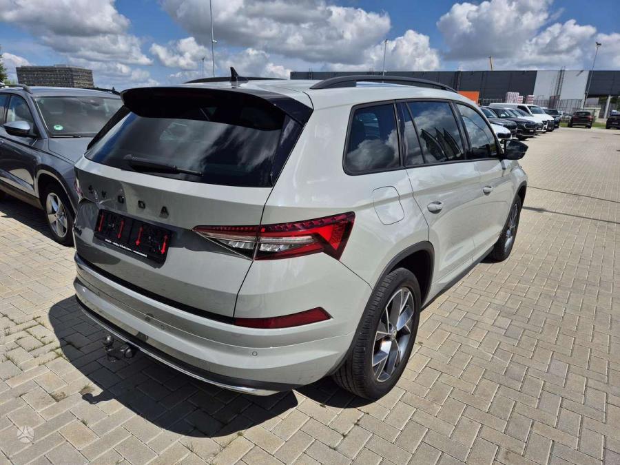 Pelēks Skoda Kodiaq 2023 Šauļi, ar dzinēja tilpumu 1.97 L un nobraukumu 117 tūkst. km par 29200 €, foto 5 vietnē AUTOMOTO.COM.LV