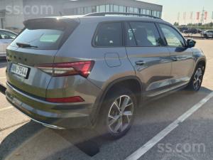 Серый Шкода Kodiaq 2023 в Елгава, объемом двигателя 2.00 л и пробегом 203 тыс. км за 24000 €, фото 4 на AUTOMOTO.COM.LV