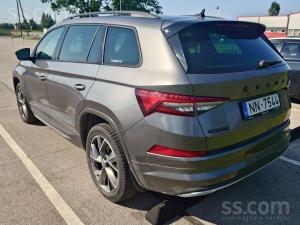 Серый Шкода Kodiaq 2023 в Елгава, объемом двигателя 2.00 л и пробегом 203 тыс. км за 24000 €, фото 5 на AUTOMOTO.COM.LV