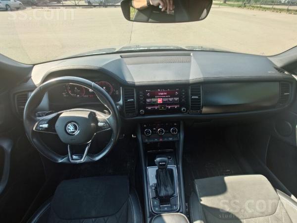 Grey Skoda Kodiaq 2023 in Jelgava, with an engine capacity of 2.00 L and mileage of 203 thousand km for 24000 €, photo 8 on AUTOMOTO.COM.LV