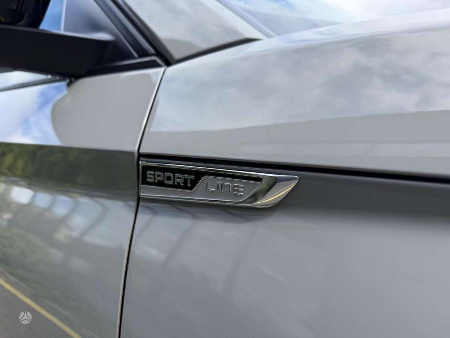 Grey Skoda Kodiaq 2023 in Kaunas, with an engine capacity of 1.50 L and mileage of 163 thousand km for 26900 €, photo 4 on AUTOMOTO.COM.LV