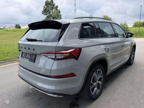 Серый Шкода Kodiaq 2023 в Каунас, объемом двигателя 1.50 л и пробегом 163 тыс. км за 26900 €, фото 6 на AUTOMOTO.COM.LV