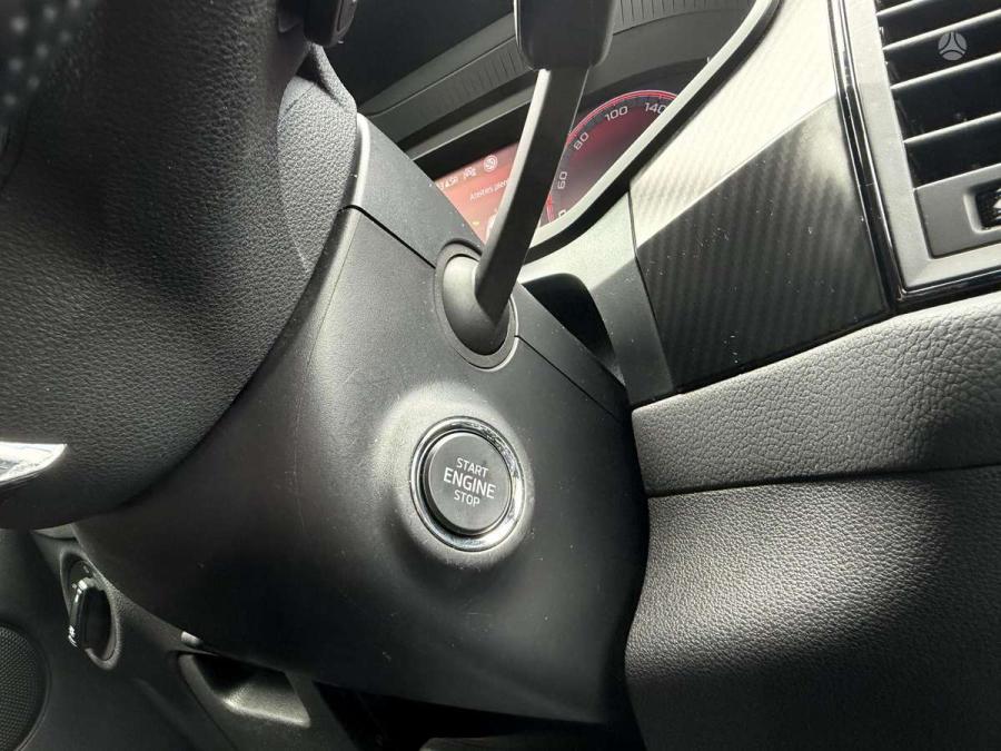 Grey Skoda Kodiaq 2023 in Kaunas, with an engine capacity of 1.50 L and mileage of 163 thousand km for 26900 €, photo 24 on AUTOMOTO.COM.LV