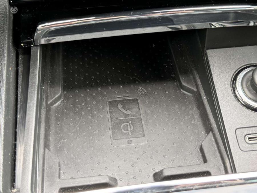 Grey Skoda Kodiaq 2023 in Kaunas, with an engine capacity of 1.50 L and mileage of 163 thousand km for 26900 €, photo 35 on AUTOMOTO.COM.LV
