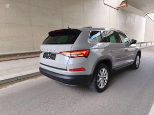 Серый Шкода Kodiaq 2023 в Калвария, объемом двигателя 1.50 л и пробегом 128 тыс. км за 27528 €, фото 9 на AUTOMOTO.COM.LV