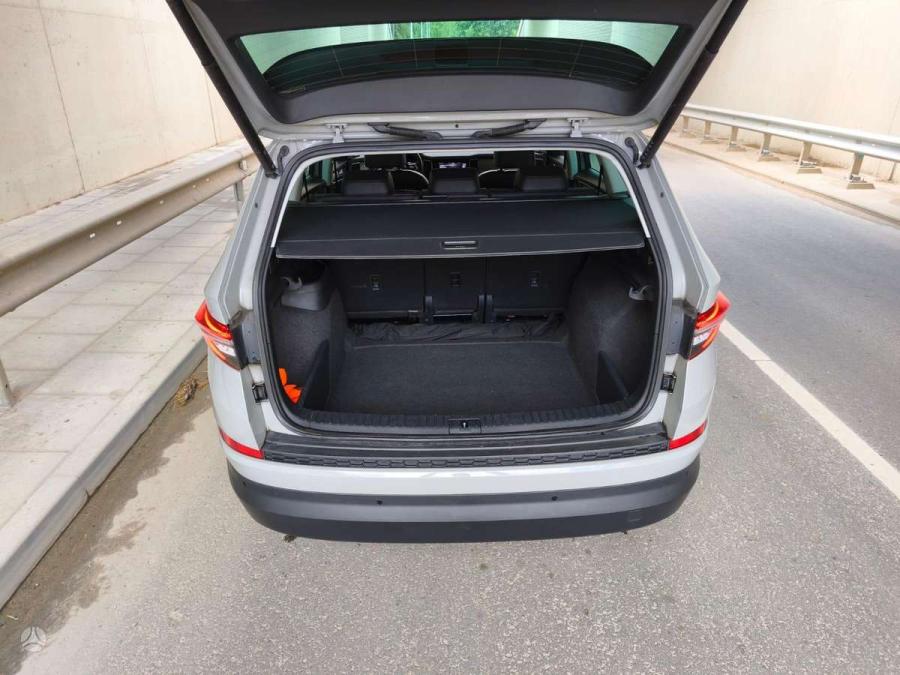 Серый Шкода Kodiaq 2023 в Калвария, объемом двигателя 1.50 л и пробегом 128 тыс. км за 27528 €, фото 11 на AUTOMOTO.COM.LV