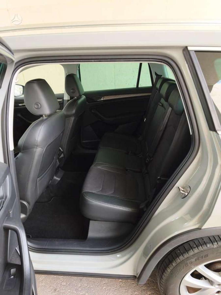 Серый Шкода Kodiaq 2023 в Калвария, объемом двигателя 1.50 л и пробегом 128 тыс. км за 27528 €, фото 15 на AUTOMOTO.COM.LV