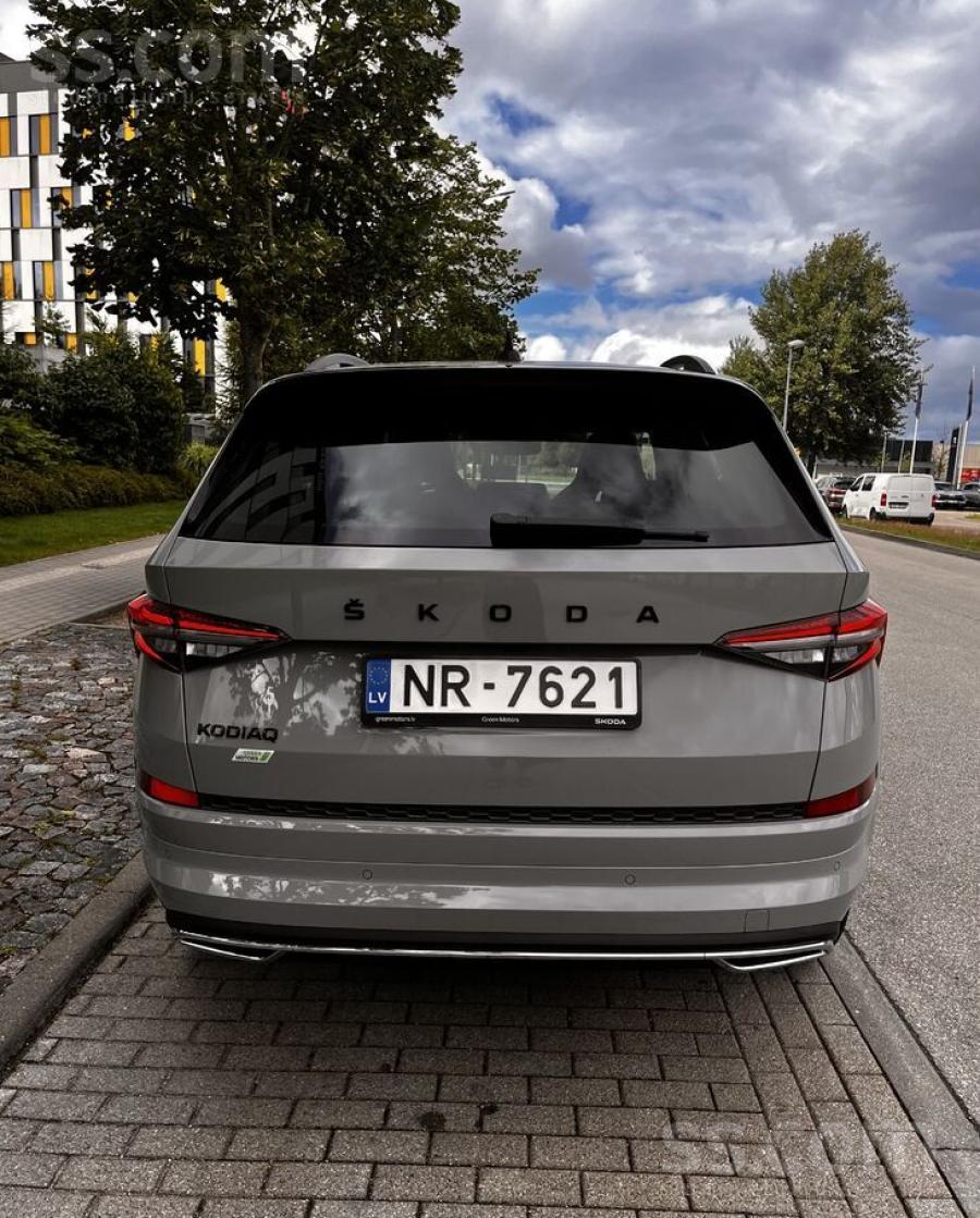 Pelēks Skoda Kodiaq 2023 Rīga, ar dzinēja tilpumu 1.50 L un nobraukumu 76 tūkst. km par 28990 €, foto 4 vietnē AUTOMOTO.COM.LV