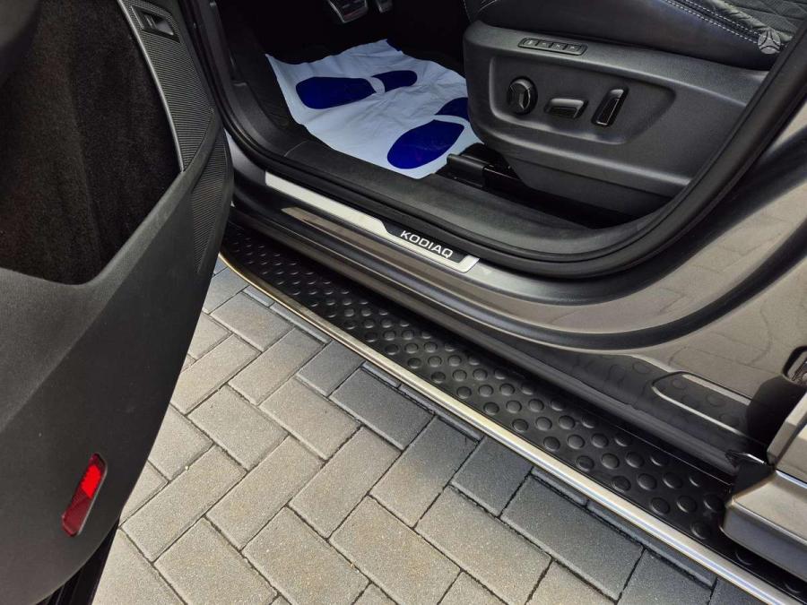 Pelēks Skoda Kodiaq 2023 Šauļi, ar dzinēja tilpumu 1.97 L un nobraukumu 176 tūkst. km par 29200 €, foto 10 vietnē AUTOMOTO.COM.LV