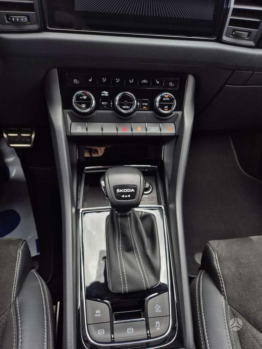 Pelēks Skoda Kodiaq 2023 Šauļi, ar dzinēja tilpumu 1.97 L un nobraukumu 176 tūkst. km par 29200 €, foto 21 vietnē AUTOMOTO.COM.LV