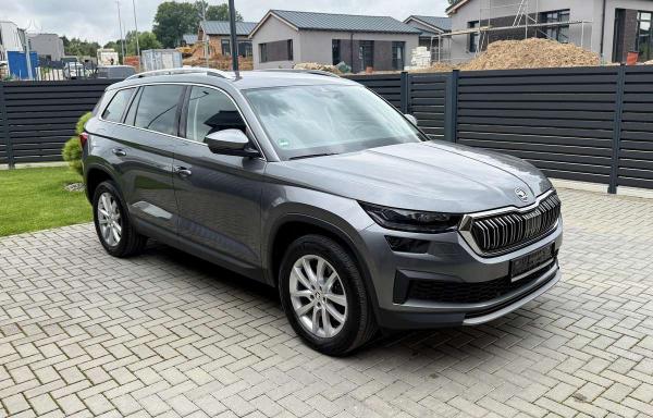 Pelēks Skoda Kodiaq 2023 Viļņa, ar dzinēja tilpumu 1.97 L un nobraukumu 145 tūkst. km par 25290 €, foto 2 vietnē AUTOMOTO.COM.LV