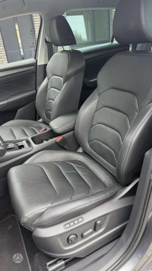 Grey Skoda Kodiaq 2023 in Vilnius, with an engine capacity of 1.97 L and mileage of 145 thousand km for 25290 €, photo 12 on AUTOMOTO.COM.LV