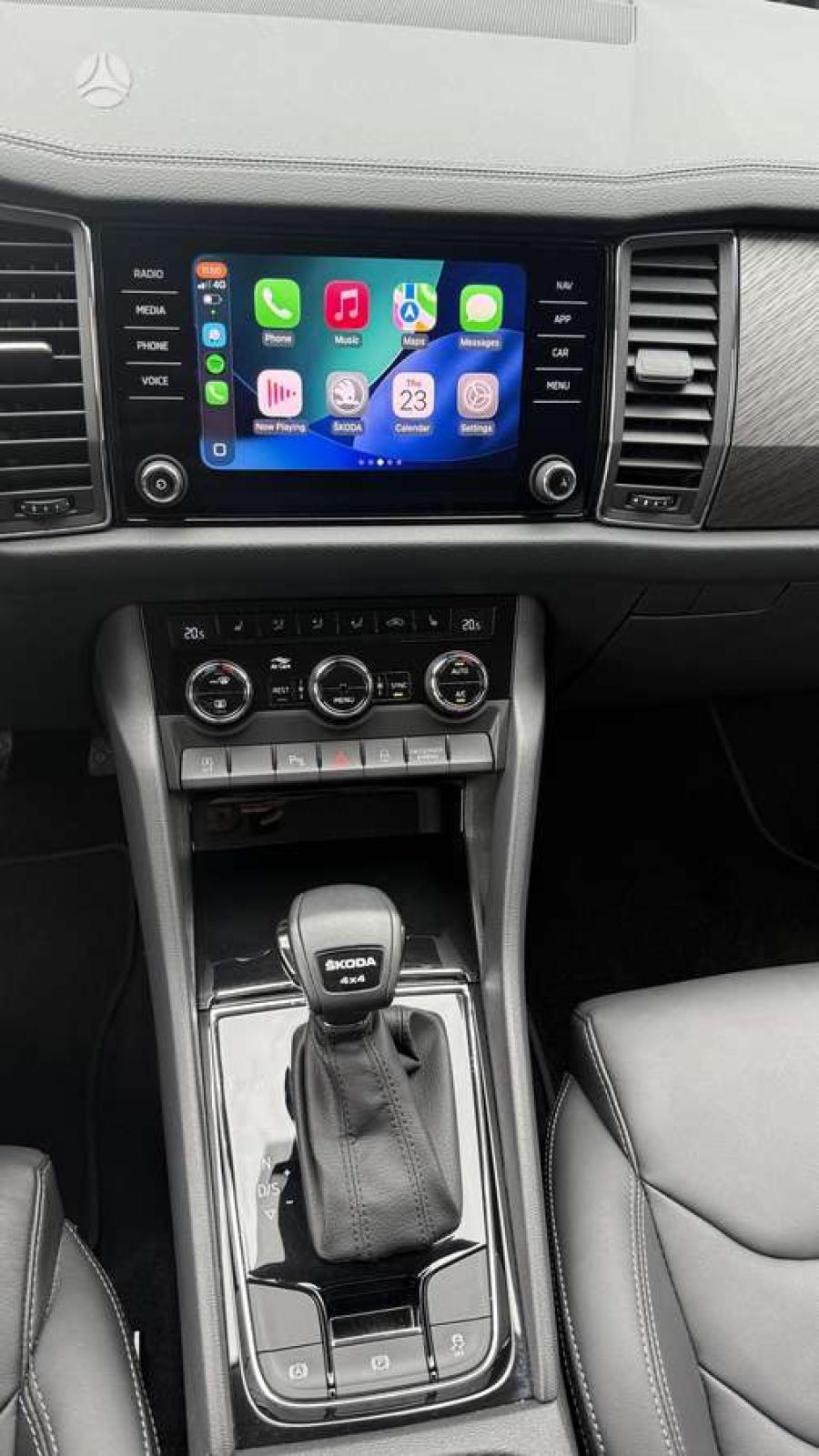 Grey Skoda Kodiaq 2023 in Vilnius, with an engine capacity of 1.97 L and mileage of 145 thousand km for 25290 €, photo 14 on AUTOMOTO.COM.LV