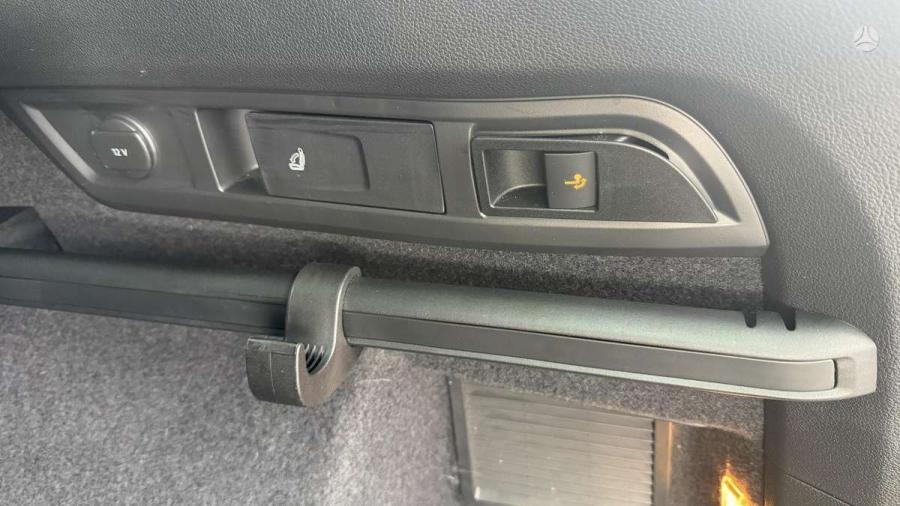 Grey Skoda Kodiaq 2023 in Vilnius, with an engine capacity of 1.97 L and mileage of 145 thousand km for 25290 €, photo 27 on AUTOMOTO.COM.LV
