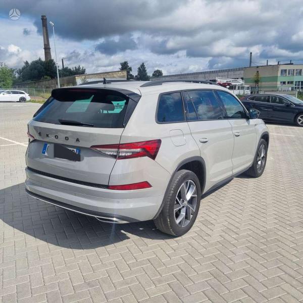 Pelēks Skoda Kodiaq 2023 Tauragė, ar dzinēja tilpumu 1.97 L un nobraukumu 220 tūkst. km par 23900 €, foto 2 vietnē AUTOMOTO.COM.LV