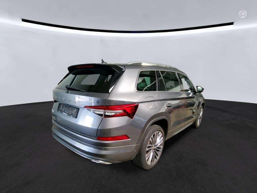 Серый Шкода Kodiaq 2023 в Вильнюс, объемом двигателя 1.97 л и пробегом 206 тыс. км за 25900 €, фото 5 на AUTOMOTO.COM.LV