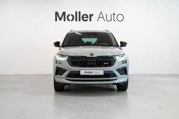 Grey Skoda Kodiaq 2023 in Vilnius, with an engine capacity of 2.00 L and mileage of 125 thousand km for 35500 €, photo 5 on AUTOMOTO.COM.LV
