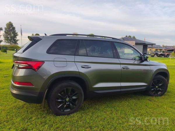 Серый Шкода Kodiaq 2023 в Рига, объемом двигателя 1.50 л и пробегом 62 тыс. км за 27000 €, фото 7 на AUTOMOTO.COM.LV