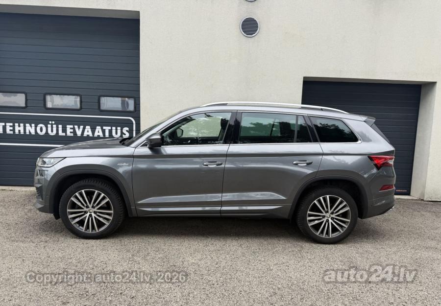 Серый Шкода Kodiaq 2023 в Пярну, объемом двигателя 2.00 л и пробегом 66 тыс. км за 36990 €, фото 3 на AUTOMOTO.COM.LV