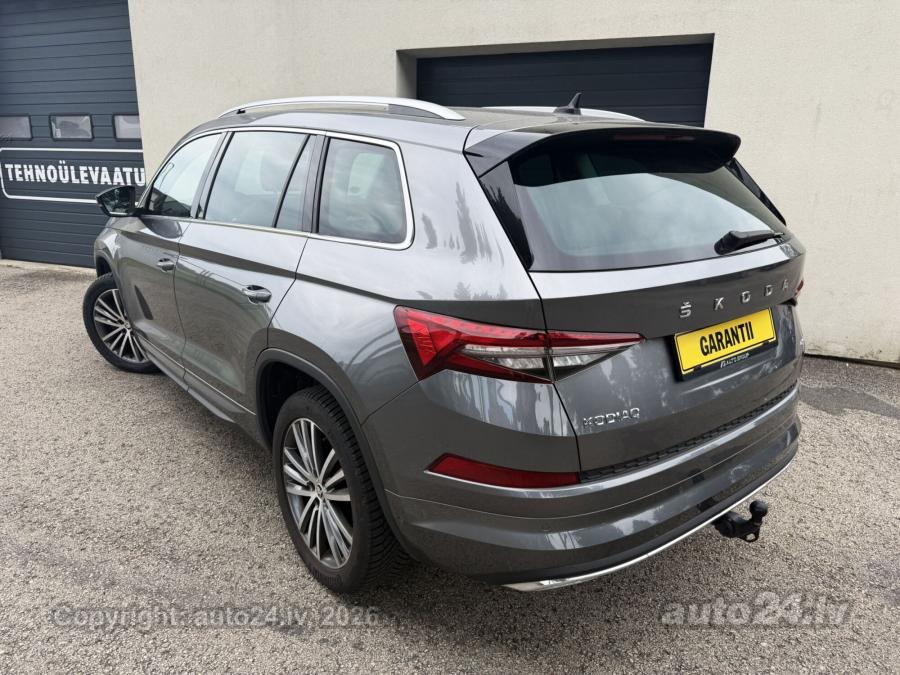 Серый Шкода Kodiaq 2023 в Пярну, объемом двигателя 2.00 л и пробегом 66 тыс. км за 36990 €, фото 4 на AUTOMOTO.COM.LV