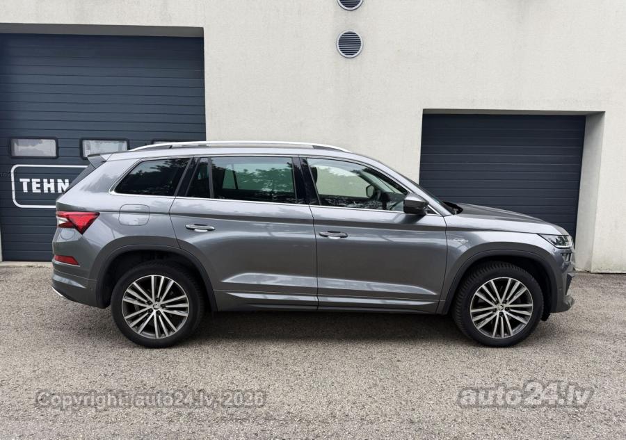 Серый Шкода Kodiaq 2023 в Пярну, объемом двигателя 2.00 л и пробегом 66 тыс. км за 36990 €, фото 6 на AUTOMOTO.COM.LV