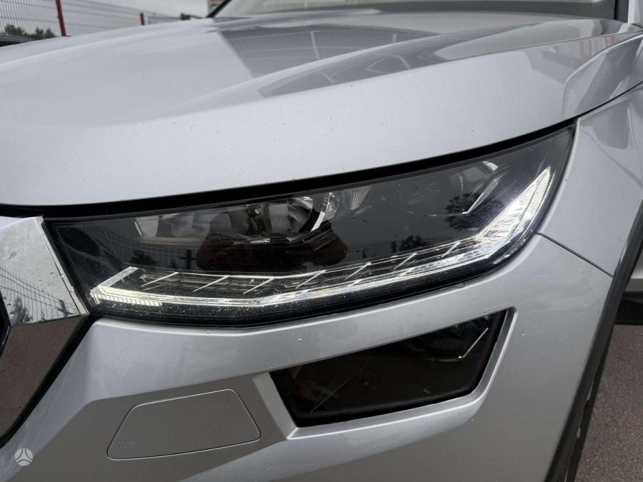 Серый Шкода Kodiaq 2023 в Таураге, объемом двигателя 1.97 л и пробегом 167 тыс. км за 24999 €, фото 12 на AUTOMOTO.COM.LV