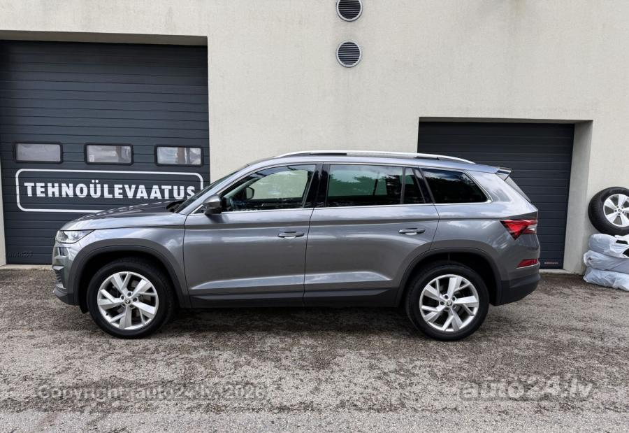 Серый Шкода Kodiaq 2023 в Пярну, объемом двигателя 2.00 л и пробегом 132 тыс. км за 29990 €, фото 3 на AUTOMOTO.COM.LV
