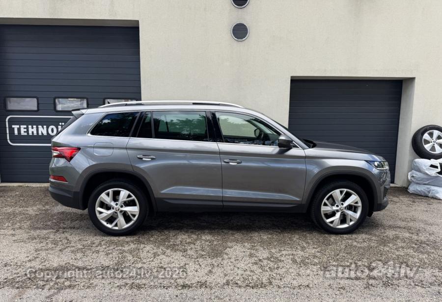 Серый Шкода Kodiaq 2023 в Пярну, объемом двигателя 2.00 л и пробегом 132 тыс. км за 29990 €, фото 6 на AUTOMOTO.COM.LV