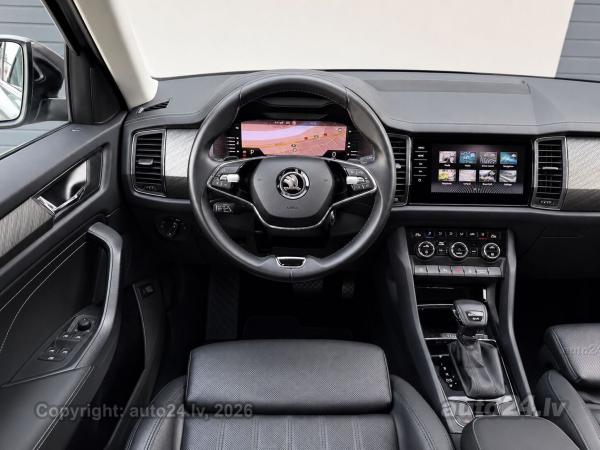 Pelēks Skoda Kodiaq 2023 Pērnava, ar dzinēja tilpumu 2.00 L un nobraukumu 132 tūkst. km par 29990 €, foto 7 vietnē AUTOMOTO.COM.LV
