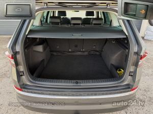 Серый Шкода Kodiaq 2023 в Пярну, объемом двигателя 2.00 л и пробегом 132 тыс. км за 29990 €, фото 16 на AUTOMOTO.COM.LV