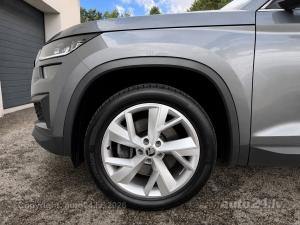 Серый Шкода Kodiaq 2023 в Пярну, объемом двигателя 2.00 л и пробегом 132 тыс. км за 29990 €, фото 30 на AUTOMOTO.COM.LV