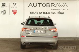 Серый Шкода Kodiaq 2023 в Рига, объемом двигателя 1.50 л и пробегом 119 тыс. км за 26400 €, фото 8 на AUTOMOTO.COM.LV