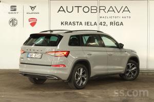 Серый Шкода Kodiaq 2023 в Рига, объемом двигателя 1.50 л и пробегом 119 тыс. км за 26400 €, фото 9 на AUTOMOTO.COM.LV