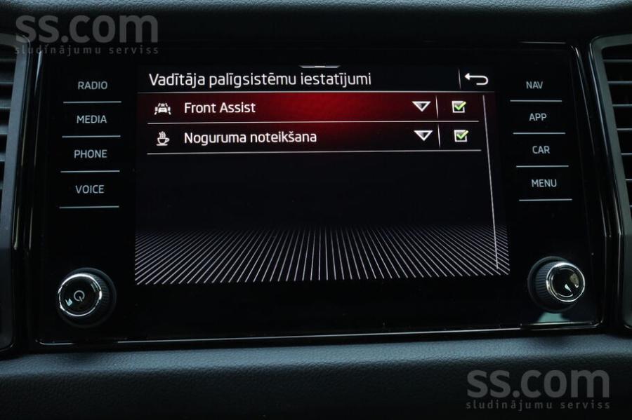 Серый Шкода Kodiaq 2023 в Рига, объемом двигателя 1.50 л и пробегом 119 тыс. км за 26400 €, фото 17 на AUTOMOTO.COM.LV