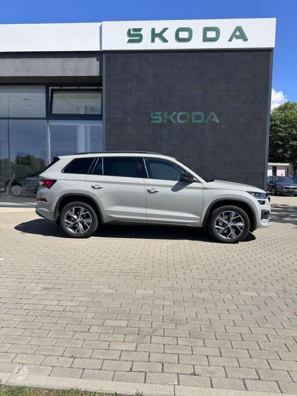 Серый Шкода Kodiaq 2023 в Клайпеда, объемом двигателя 1.98 л и пробегом 71 тыс. км за 34980 €, фото 1 на AUTOMOTO.COM.LV