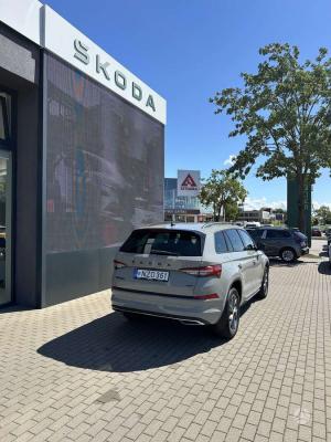 Серый Шкода Kodiaq 2023 в Клайпеда, объемом двигателя 1.98 л и пробегом 71 тыс. км за 34980 €, фото 6 на AUTOMOTO.COM.LV