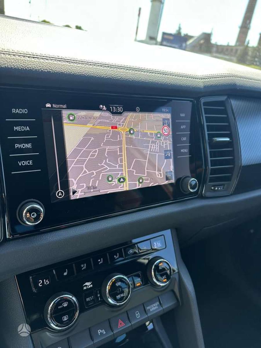 Серый Шкода Kodiaq 2023 в Клайпеда, объемом двигателя 1.98 л и пробегом 71 тыс. км за 34980 €, фото 23 на AUTOMOTO.COM.LV