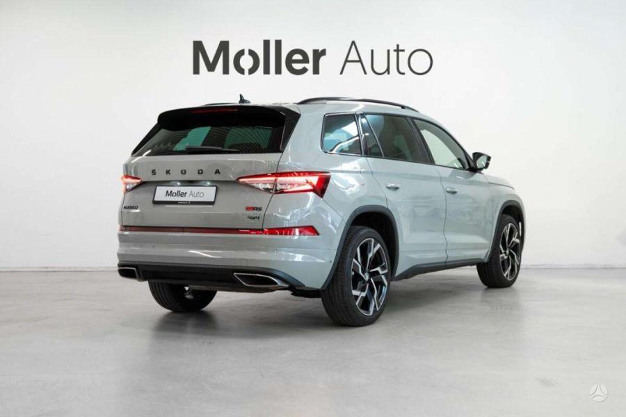 Grey Skoda Kodiaq 2023 in Vilnius, with an engine capacity of 2.00 L and mileage of 125 thousand km for 35500 €, photo 4 on AUTOMOTO.COM.LV