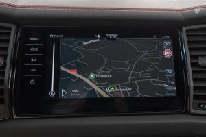 Grey Skoda Kodiaq 2023 in Vilnius, with an engine capacity of 2.00 L and mileage of 125 thousand km for 35500 €, photo 15 on AUTOMOTO.COM.LV