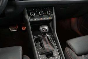 Grey Skoda Kodiaq 2023 in Vilnius, with an engine capacity of 2.00 L and mileage of 125 thousand km for 35500 €, photo 20 on AUTOMOTO.COM.LV