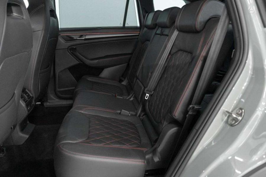 Grey Skoda Kodiaq 2023 in Vilnius, with an engine capacity of 2.00 L and mileage of 125 thousand km for 35500 €, photo 21 on AUTOMOTO.COM.LV