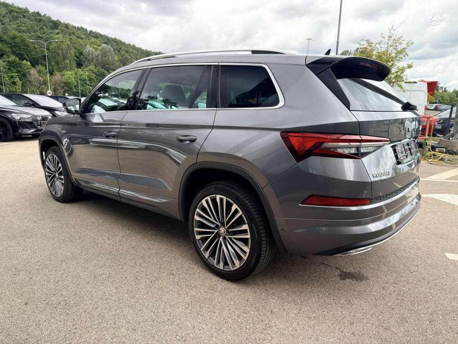 Серый Шкода Kodiaq 2023 в Вильнюс, объемом двигателя 1.97 л и пробегом 206 тыс. км за 25900 €, фото 7 на AUTOMOTO.COM.LV