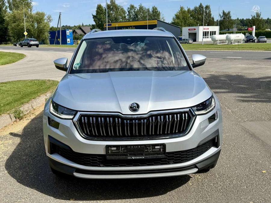 Серый Шкода Kodiaq 2023 в Таураге, объемом двигателя 1.97 л и пробегом 150 тыс. км за 24900 €, фото 5 на AUTOMOTO.COM.LV