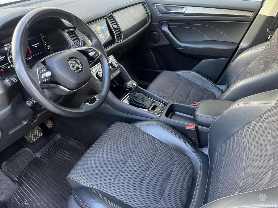 Серый Шкода Kodiaq 2023 в Вильнюс, объемом двигателя 1.97 л и пробегом 213 тыс. км за 23900 €, фото 10 на AUTOMOTO.COM.LV