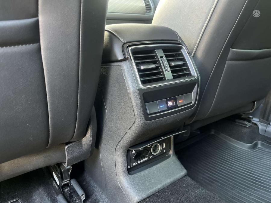 Серый Шкода Kodiaq 2023 в Вильнюс, объемом двигателя 1.97 л и пробегом 213 тыс. км за 23900 €, фото 13 на AUTOMOTO.COM.LV