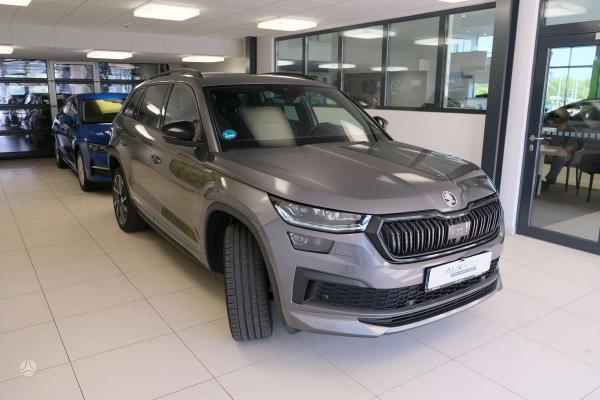 Серый Шкода Kodiaq 2023 в Вильнюс, объемом двигателя 1.97 л и пробегом 122 тыс. км за 31900 €, фото 3 на AUTOMOTO.COM.LV