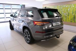 Grey Skoda Kodiaq 2023 in Vilnius, with an engine capacity of 1.97 L and mileage of 122 thousand km for 31900 €, photo 5 on AUTOMOTO.COM.LV