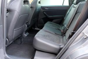 Grey Skoda Kodiaq 2023 in Vilnius, with an engine capacity of 1.97 L and mileage of 122 thousand km for 31900 €, photo 9 on AUTOMOTO.COM.LV